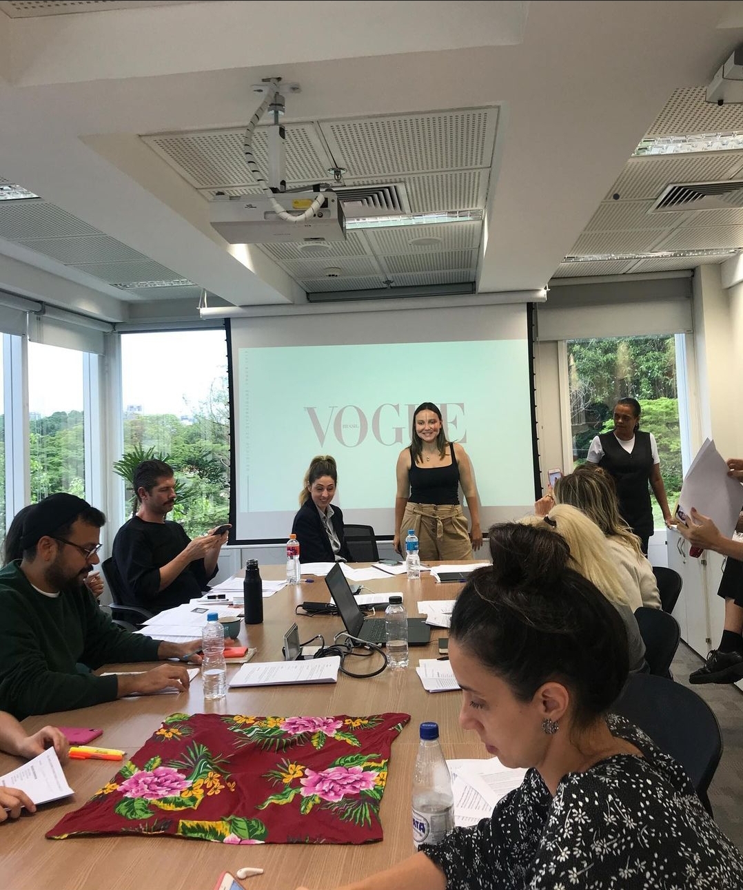 Alice Coy: entre textos e costuras - Colab