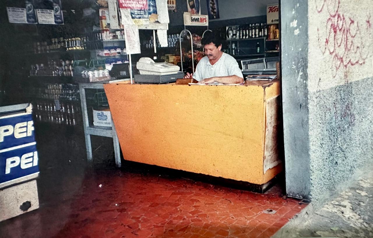 Conheça a história do Bar do Zezé, clássico do Barreiro - Colab